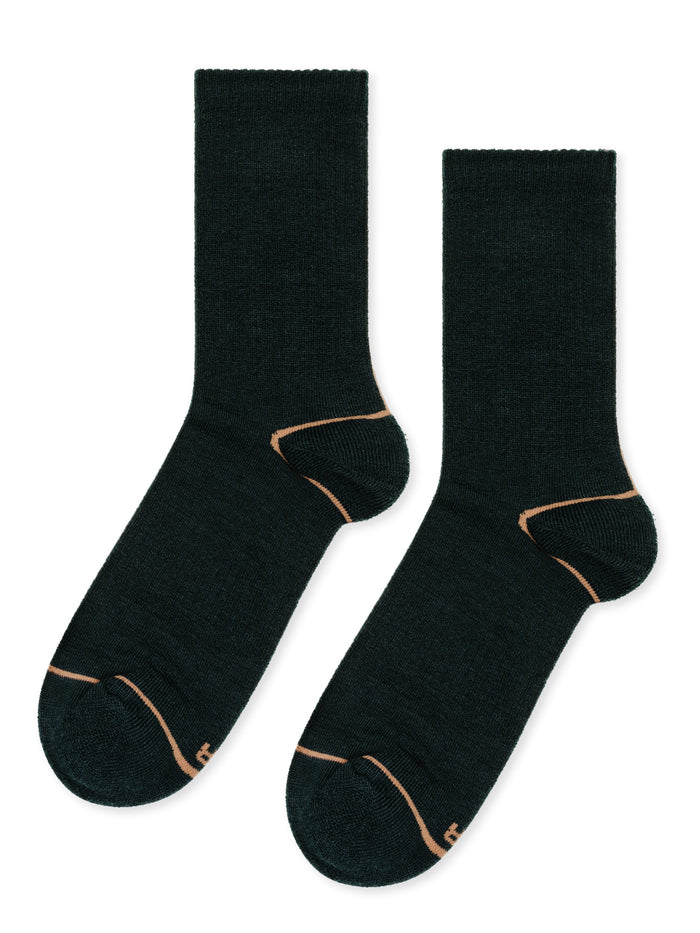 Outline Wool Sporty Men's Crew